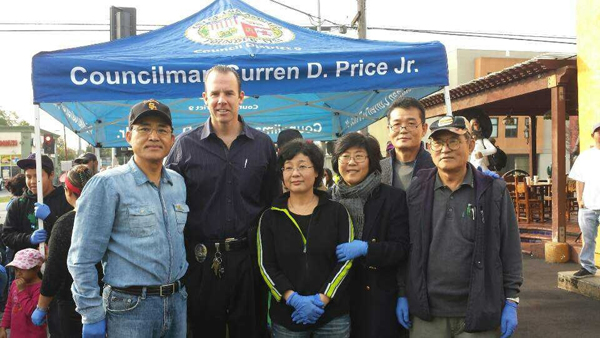 남가주한인식품주류상협 “거리청소 로 유대관계 다져